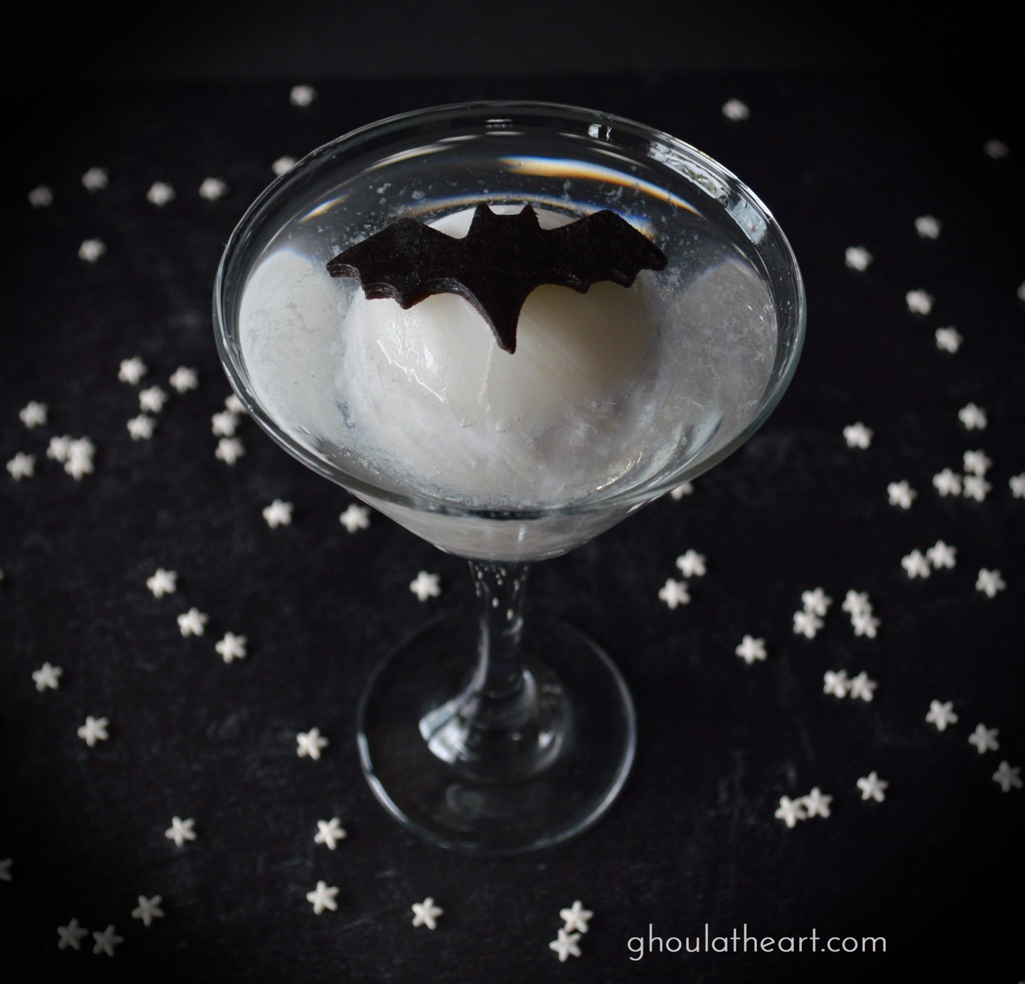 Full Moon Martini – Ghoul at Heart