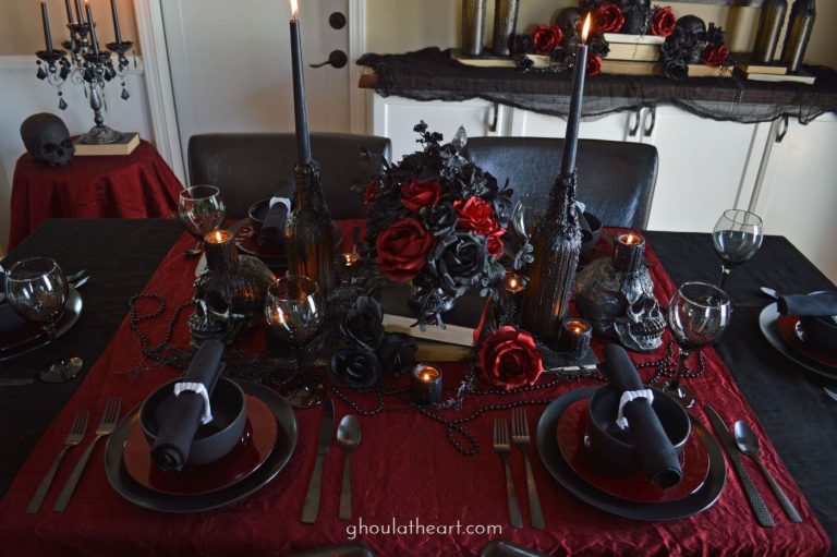 Halloween-Vampire Dinner Party – Ghoul at Heart