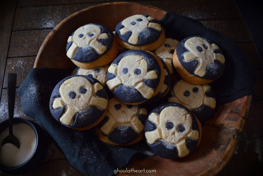 Cinnamon Sugar Skulls - Ghoul at Heart