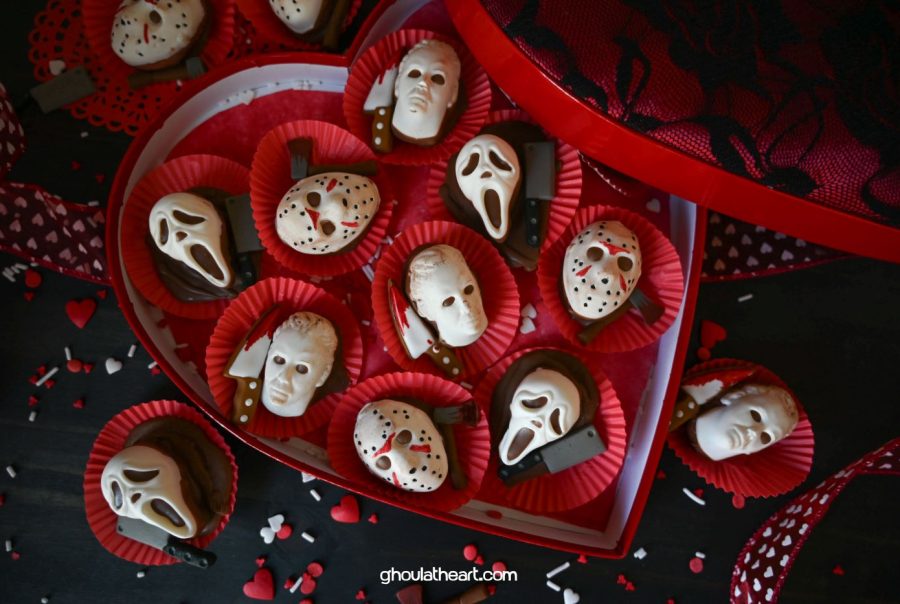 Carn-Evil Clown Cake – Ghoul at Heart